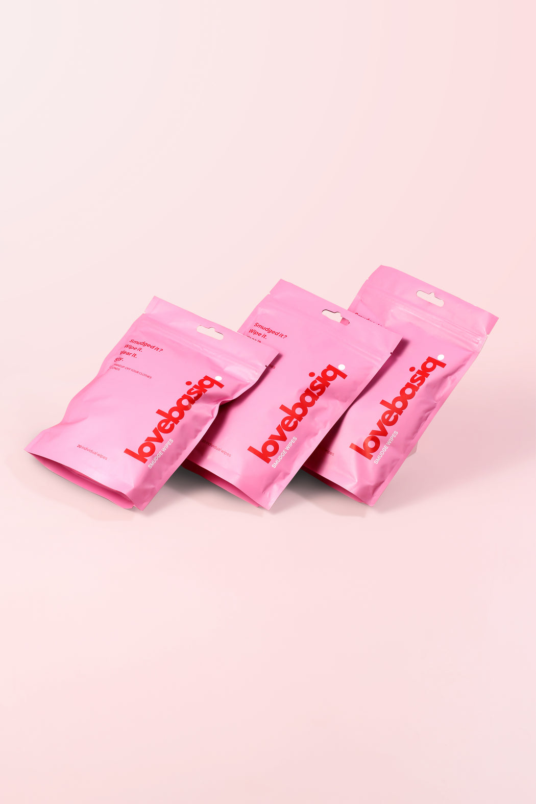Smudge Wipes – The First Makeup Stain Removal Wipes for Clothes ...
